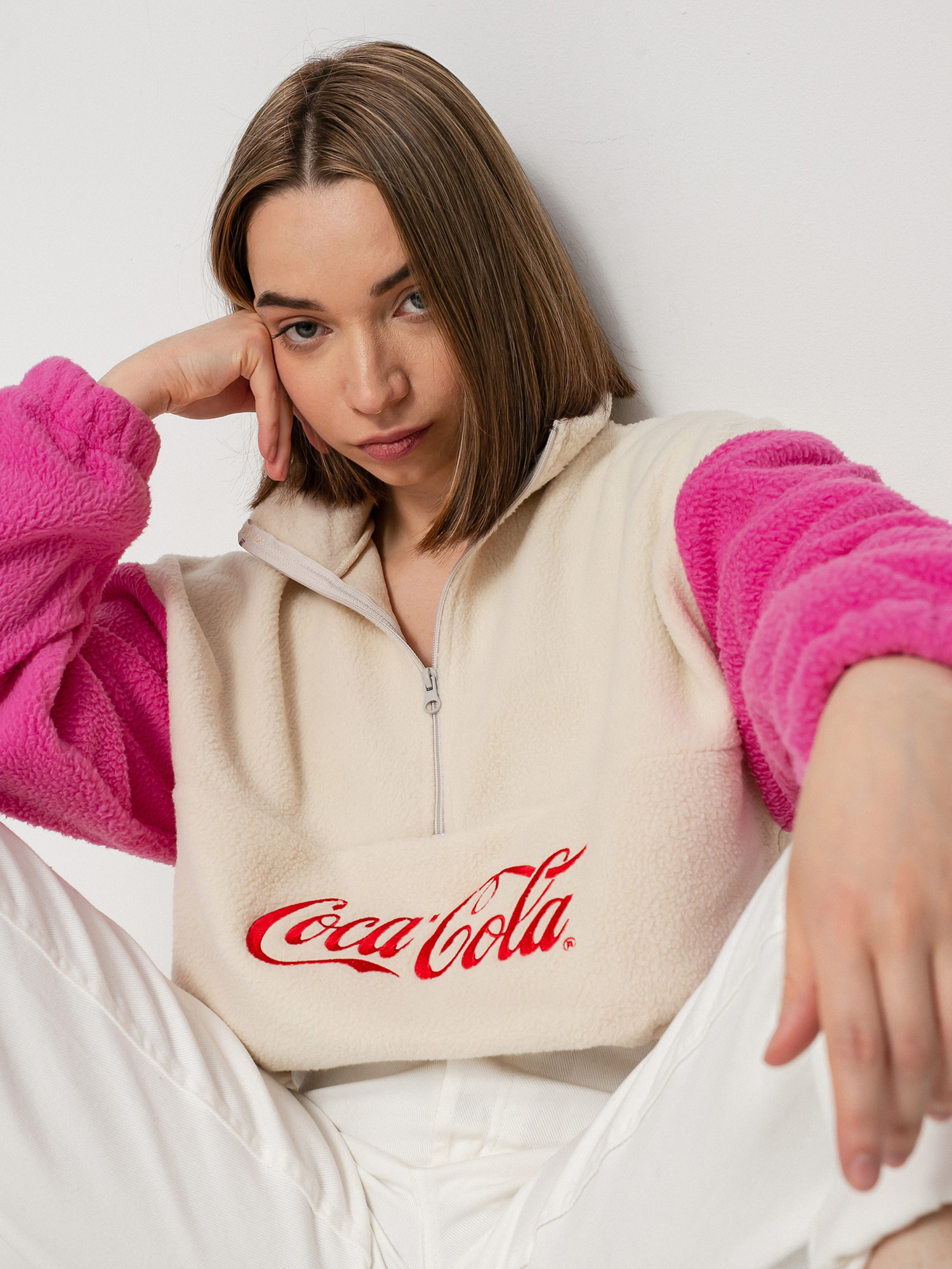 Mikina Local Heroes Coca Cola Zip Up Wmn - béžová (beige/pink)