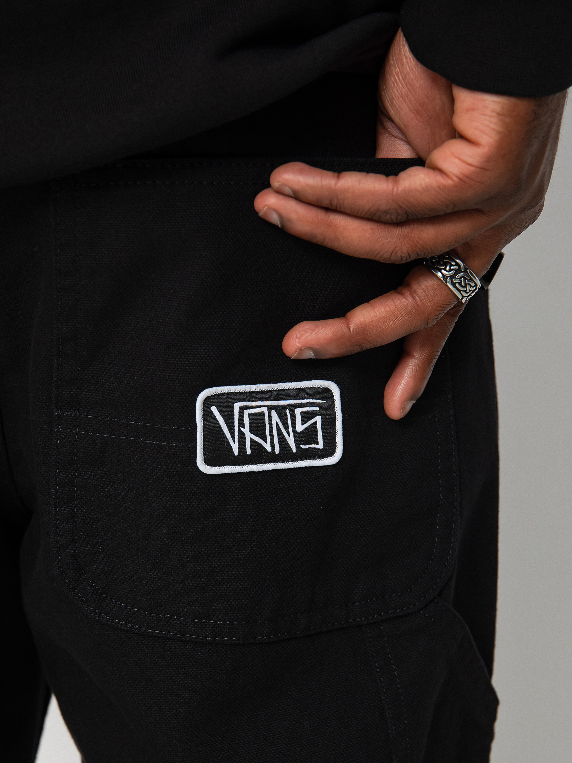 Kalhoty Vans Elijah Berle Louniwe Carpenter (elijah berle black)