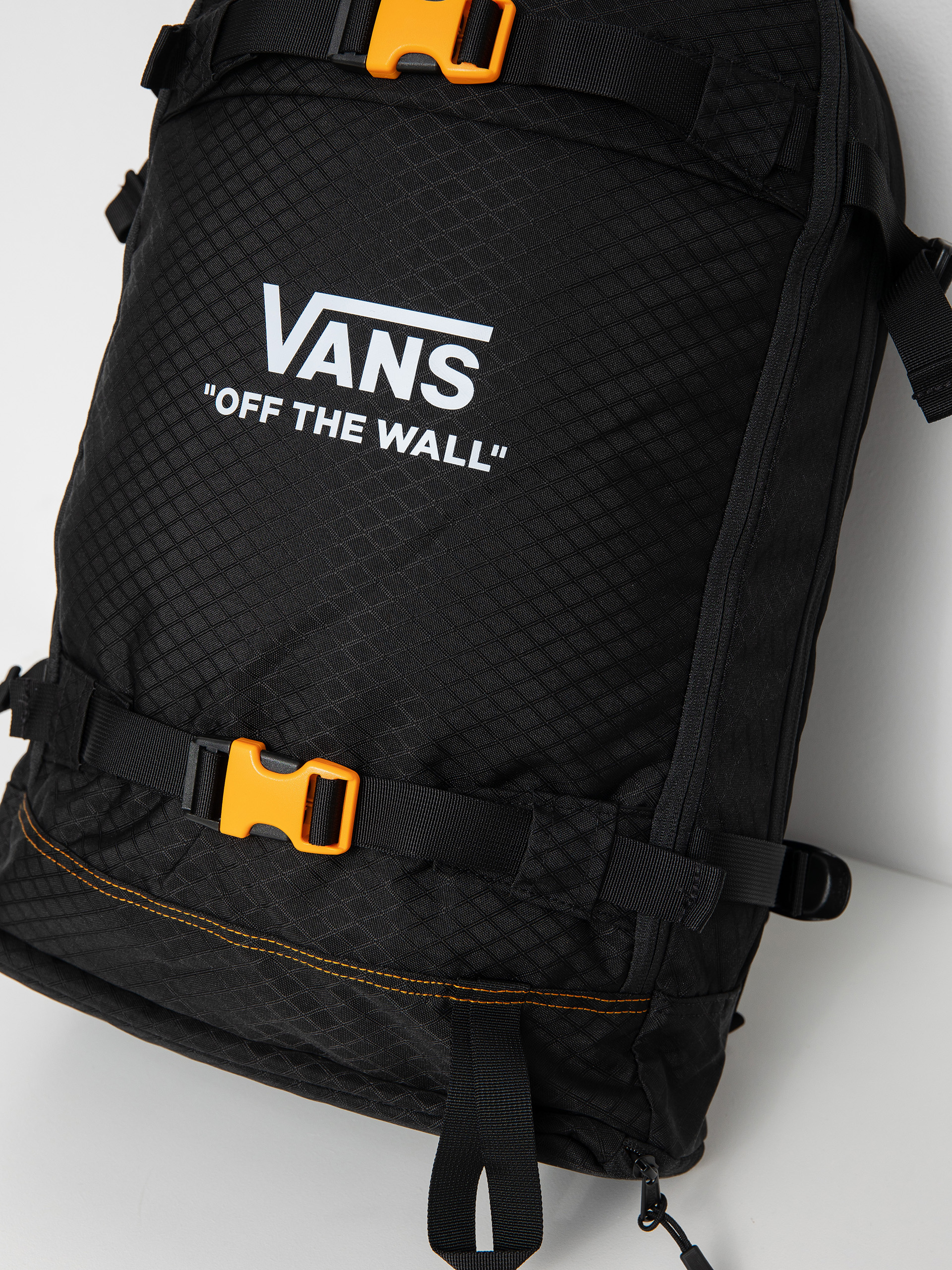 Batoh Vans Construct Snowpack (black)