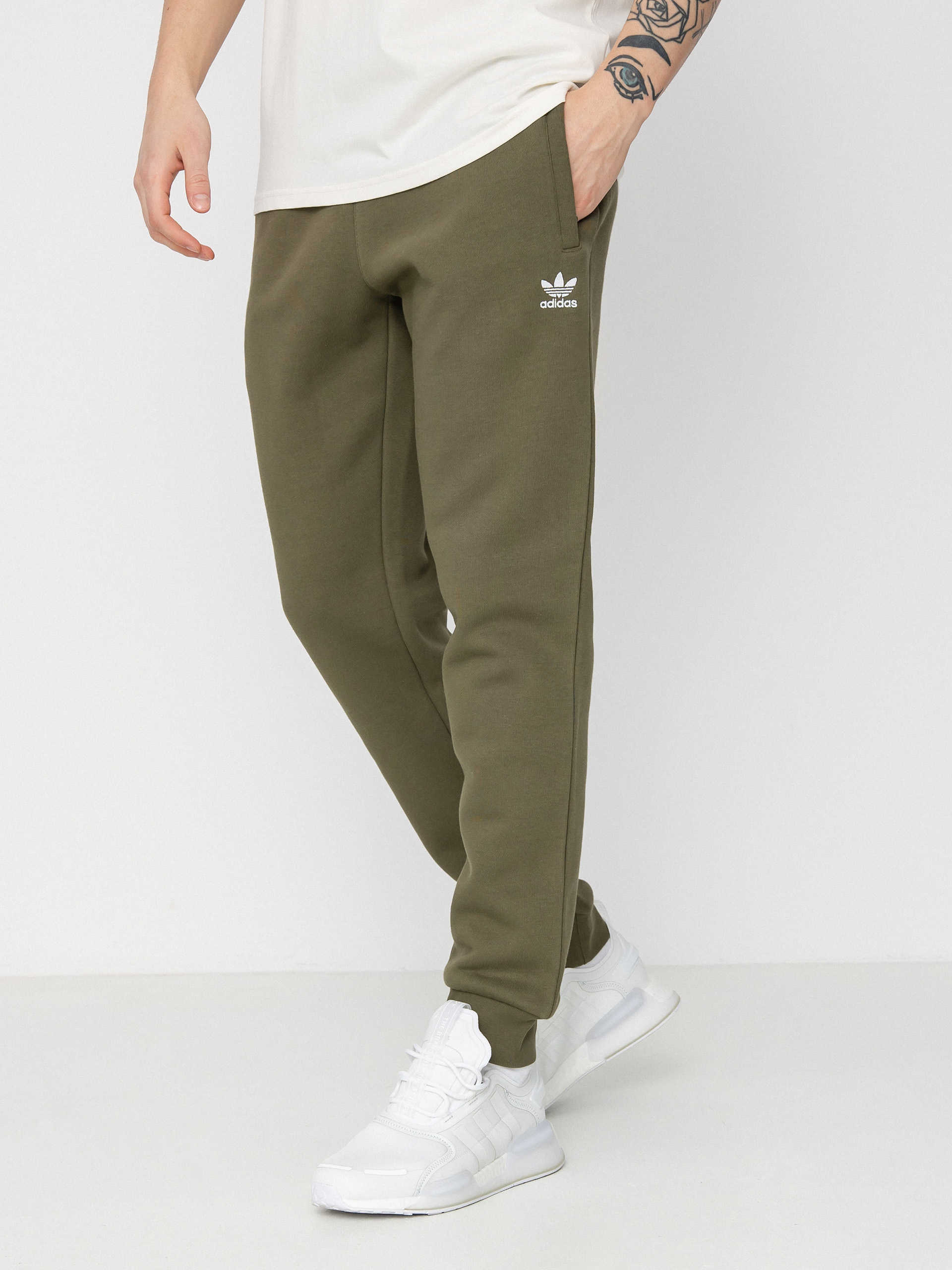 Kalhoty adidas Originals Essentials (olistr)